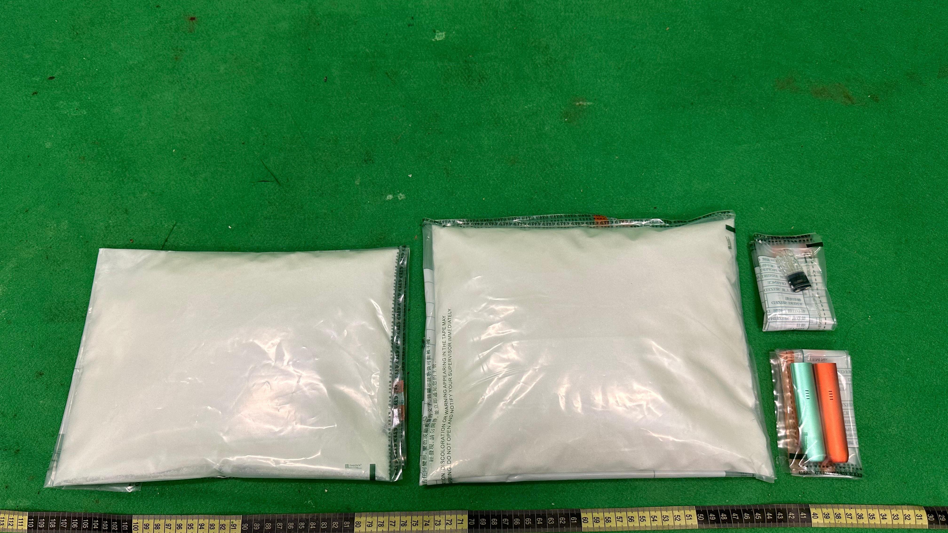 涉機場攜太空油入境 47歲男被捕 | am730